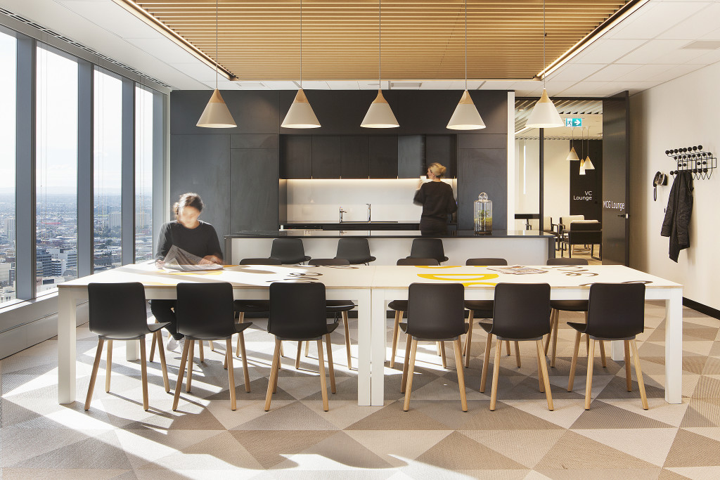 LEK Consulting - Linear Designs